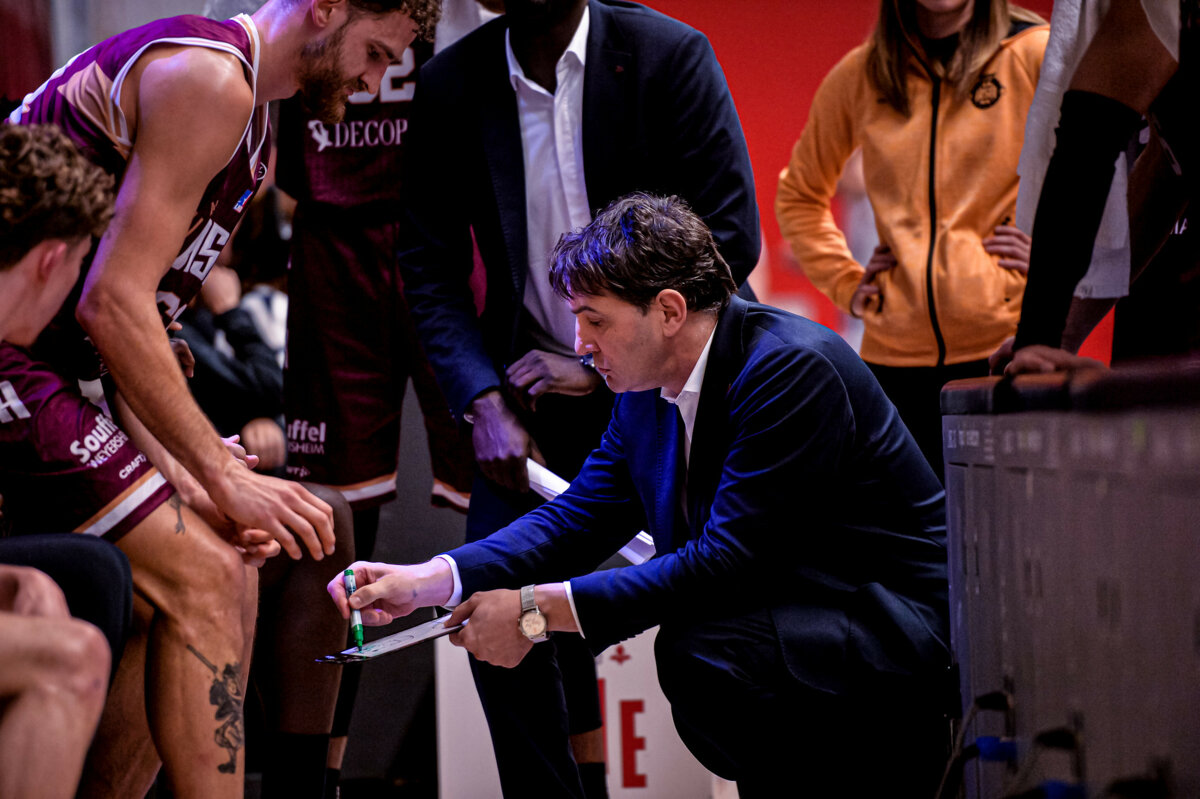 L’ASA officialise la prolongation de trois ans de Nebojsa Bogavac ...