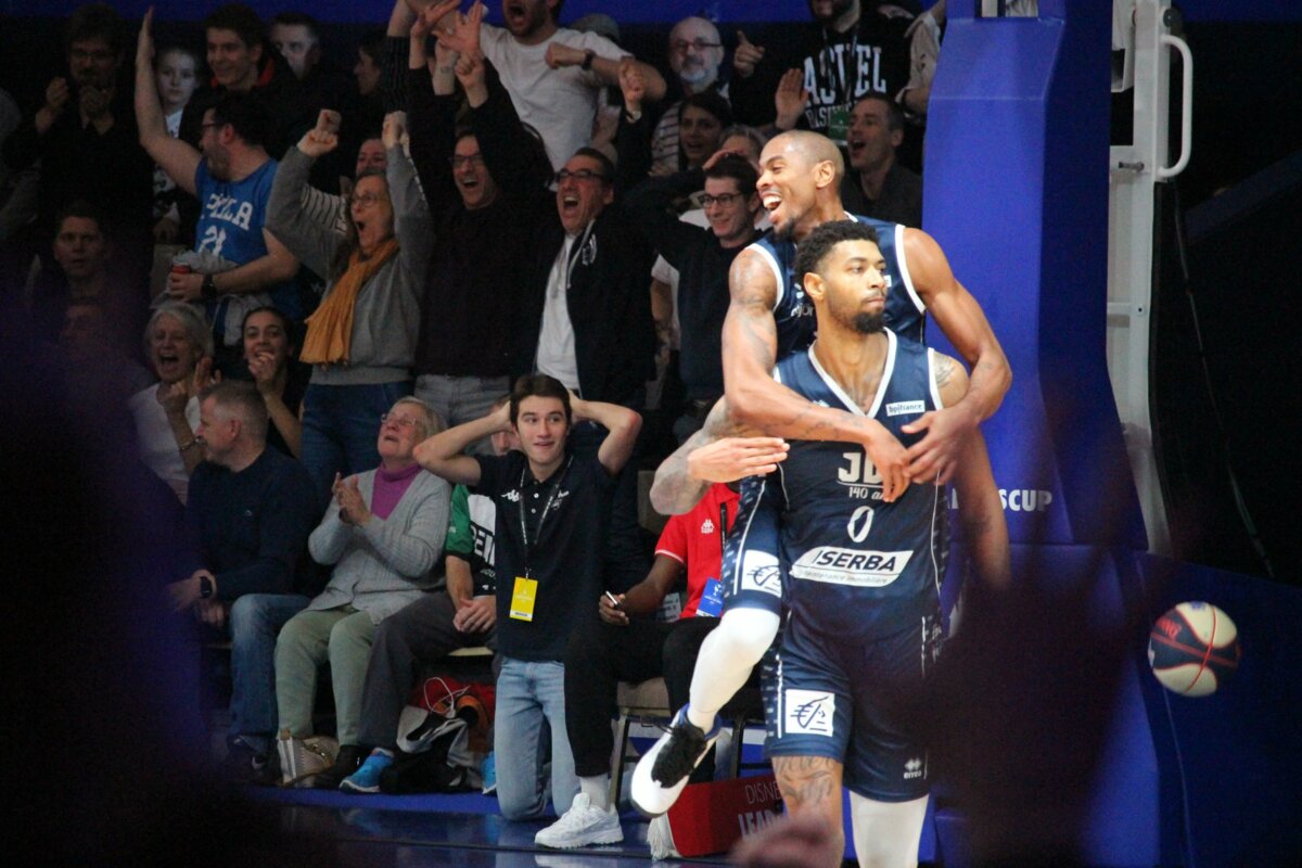 Richard Solomon rebondit en deuxième division turque - BeBasket