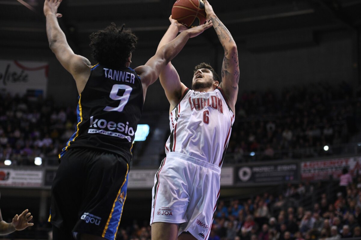 Damien Bouquet et l'Elan Chalon prêt à la bagarre contre Angers - BeBasket