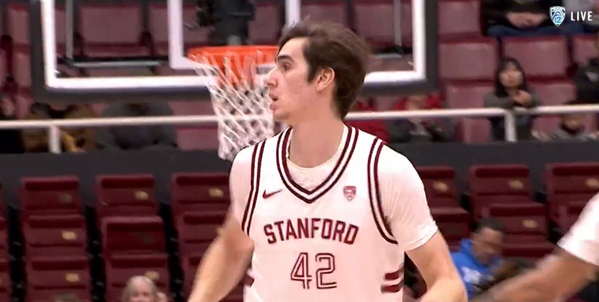 Maxime Raynaud encore dominant mais encore battu, face à UCLA - BeBasket