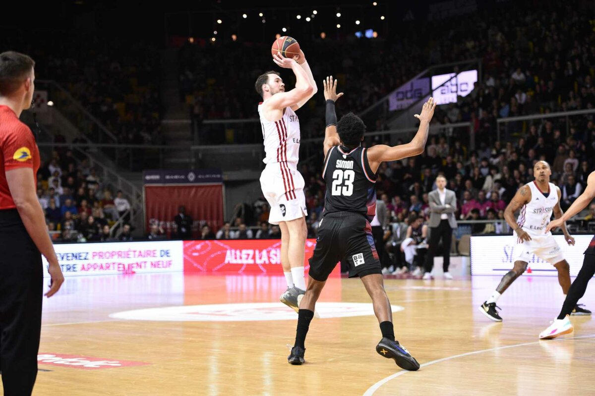 Une SIG Strasbourg référence fait craquer Paris - BeBasket