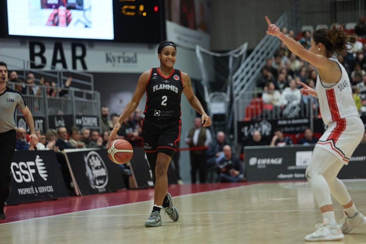 Shay Colley nouvelle arrière de Bourges - BeBasket