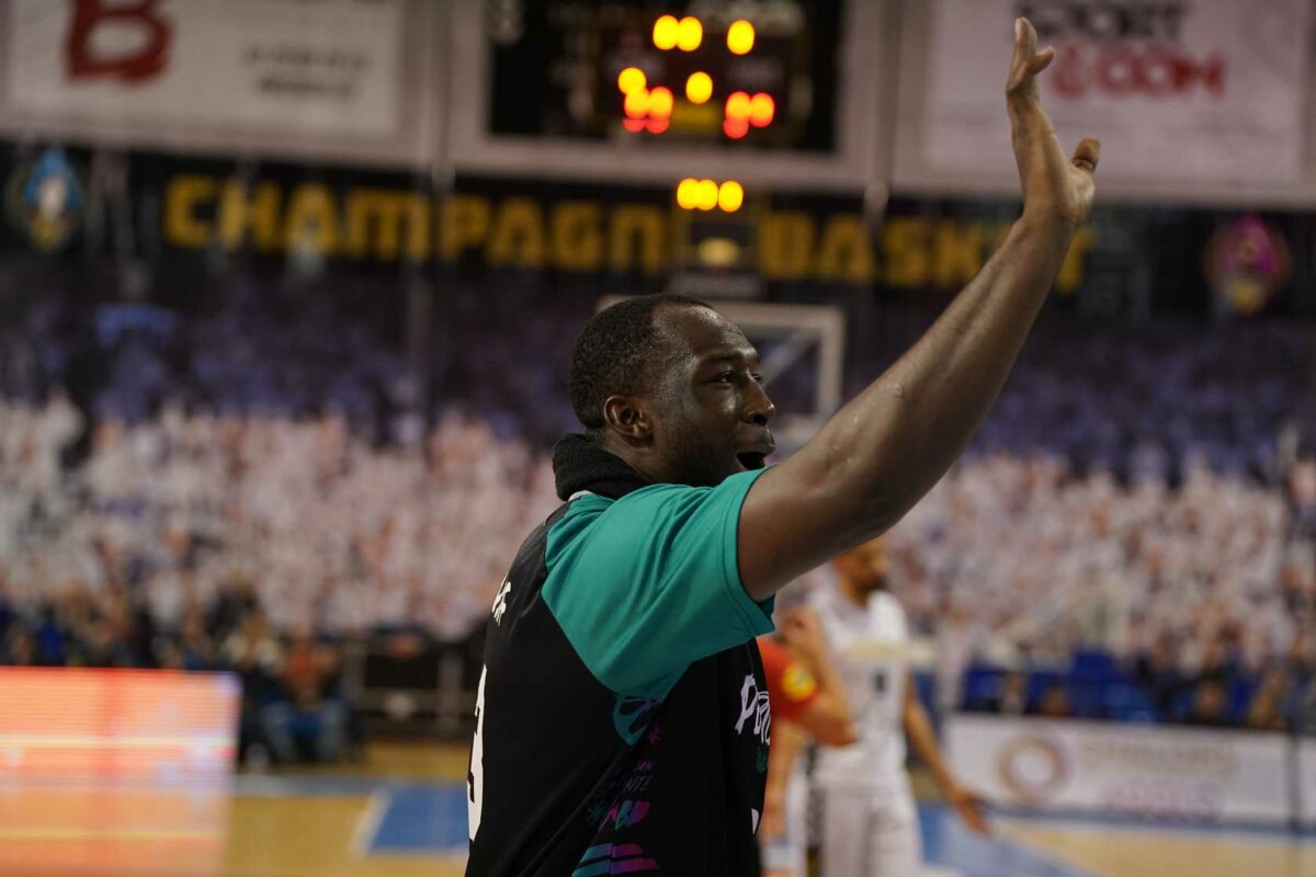 Temidayo Yussuf prolongé par Boulazac, Jessie Begarin libéré - BeBasket