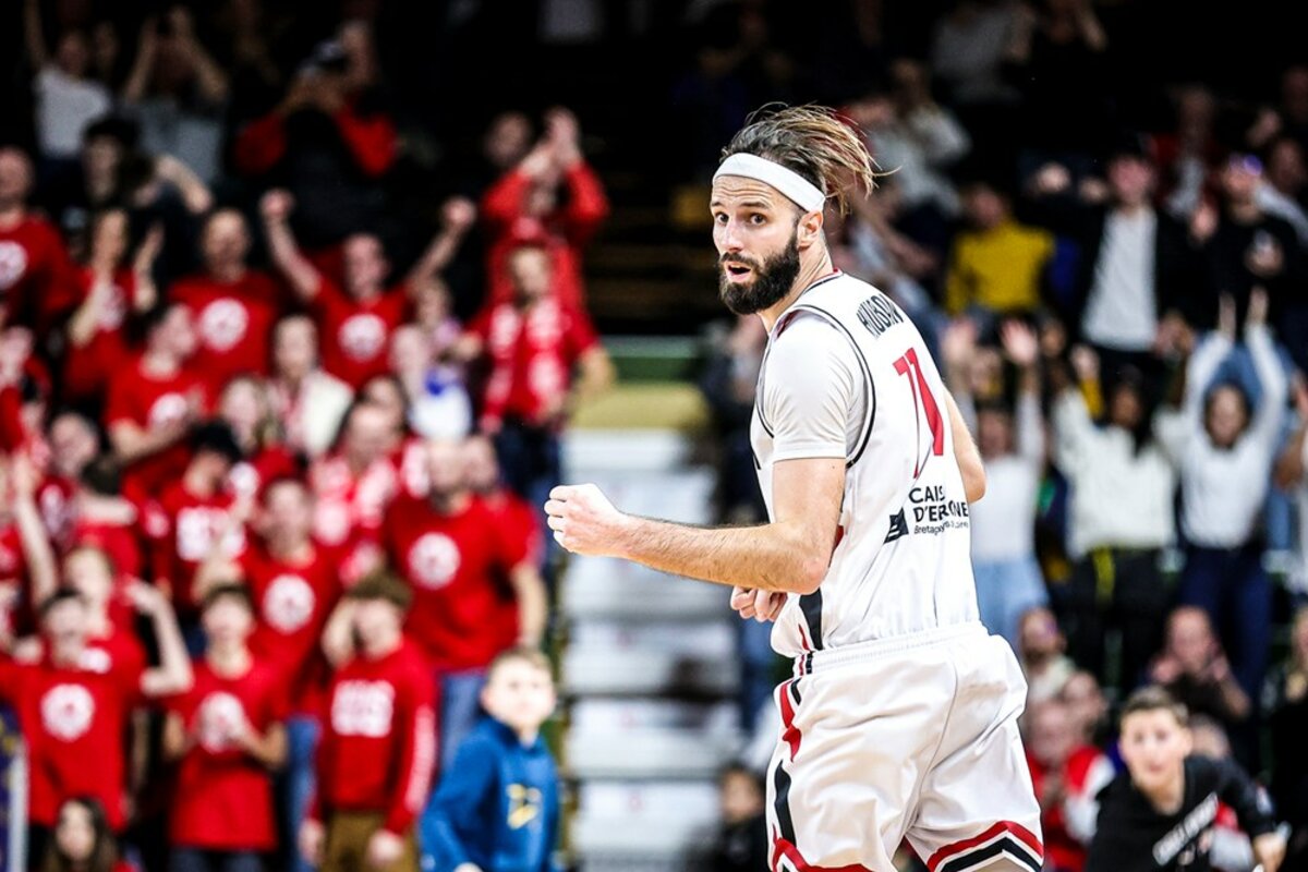 Vojtech Hruban (Cholet) sort de son trou : "Parfois, tu as juste besoin de t’accrocher" - BeBasket