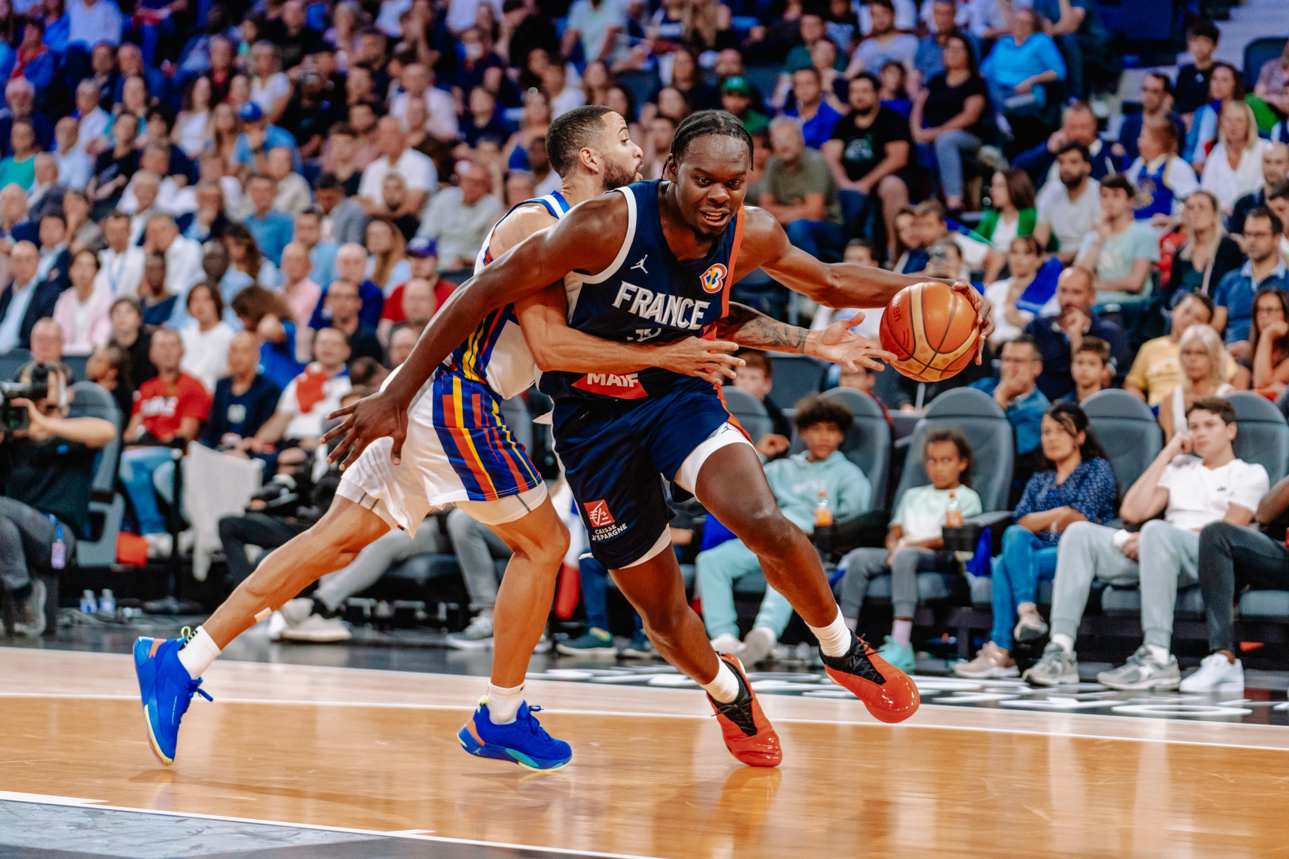Yoan Makoundou avec les Bleus à Tokyo - BeBasket