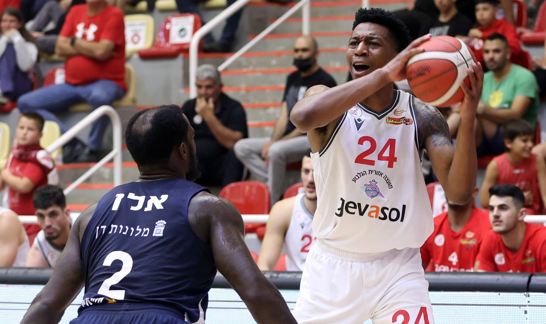 Jaime Smith out, Blois appelle Tyus Battle - BeBasket