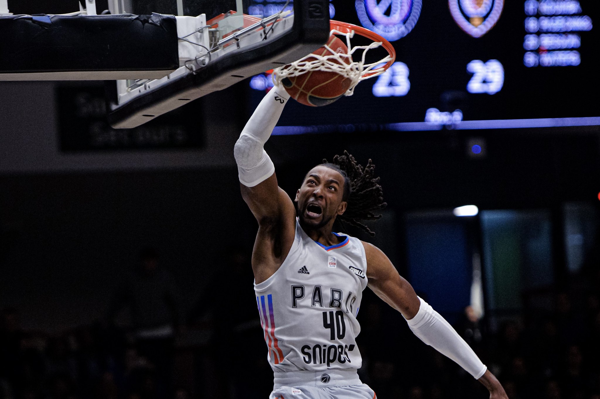 Jeremy Evans de Paris à Al-Manama - BeBasket