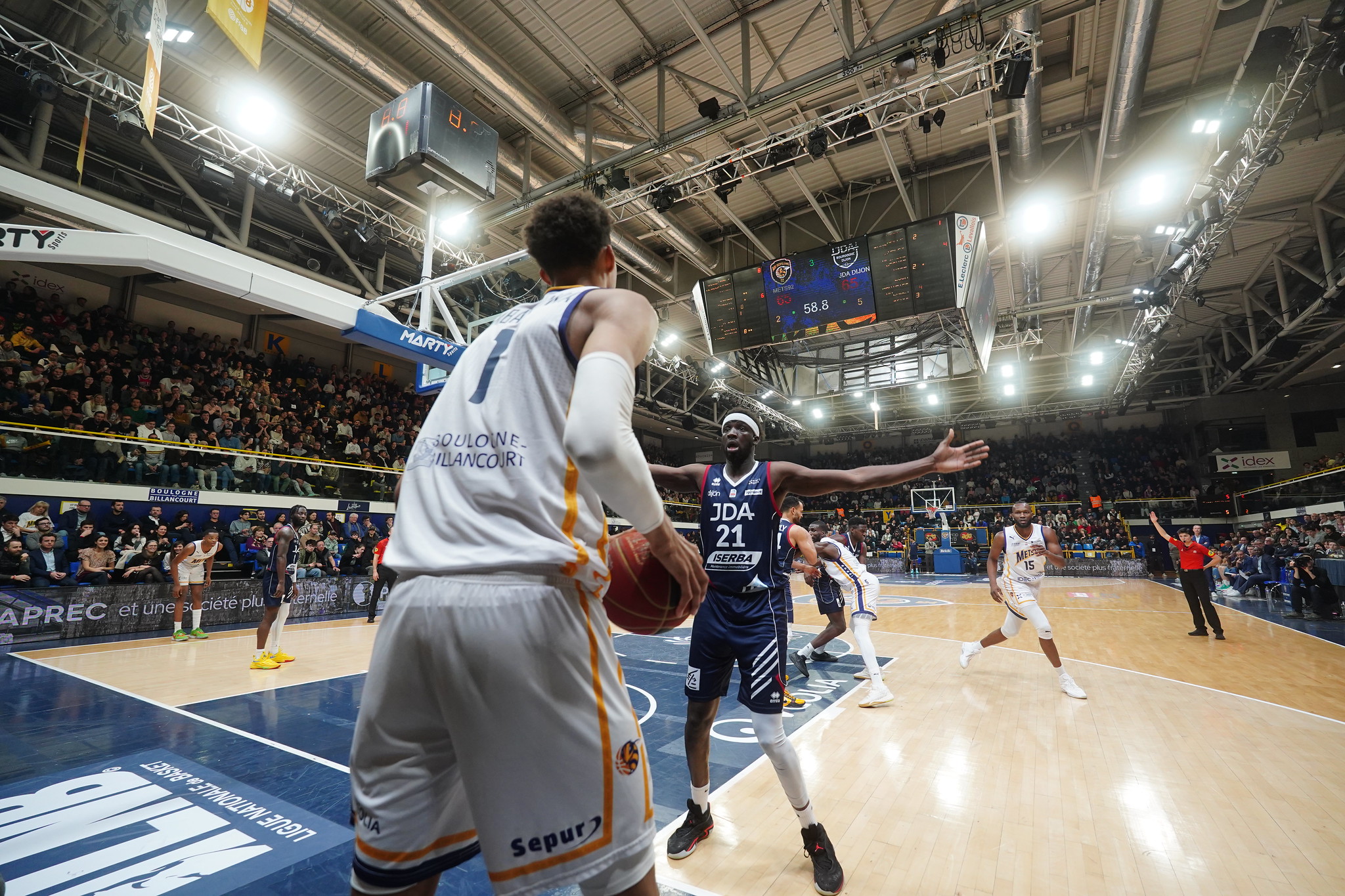"Ce serait la plus grande supercherie de l'histoire du basket français ...