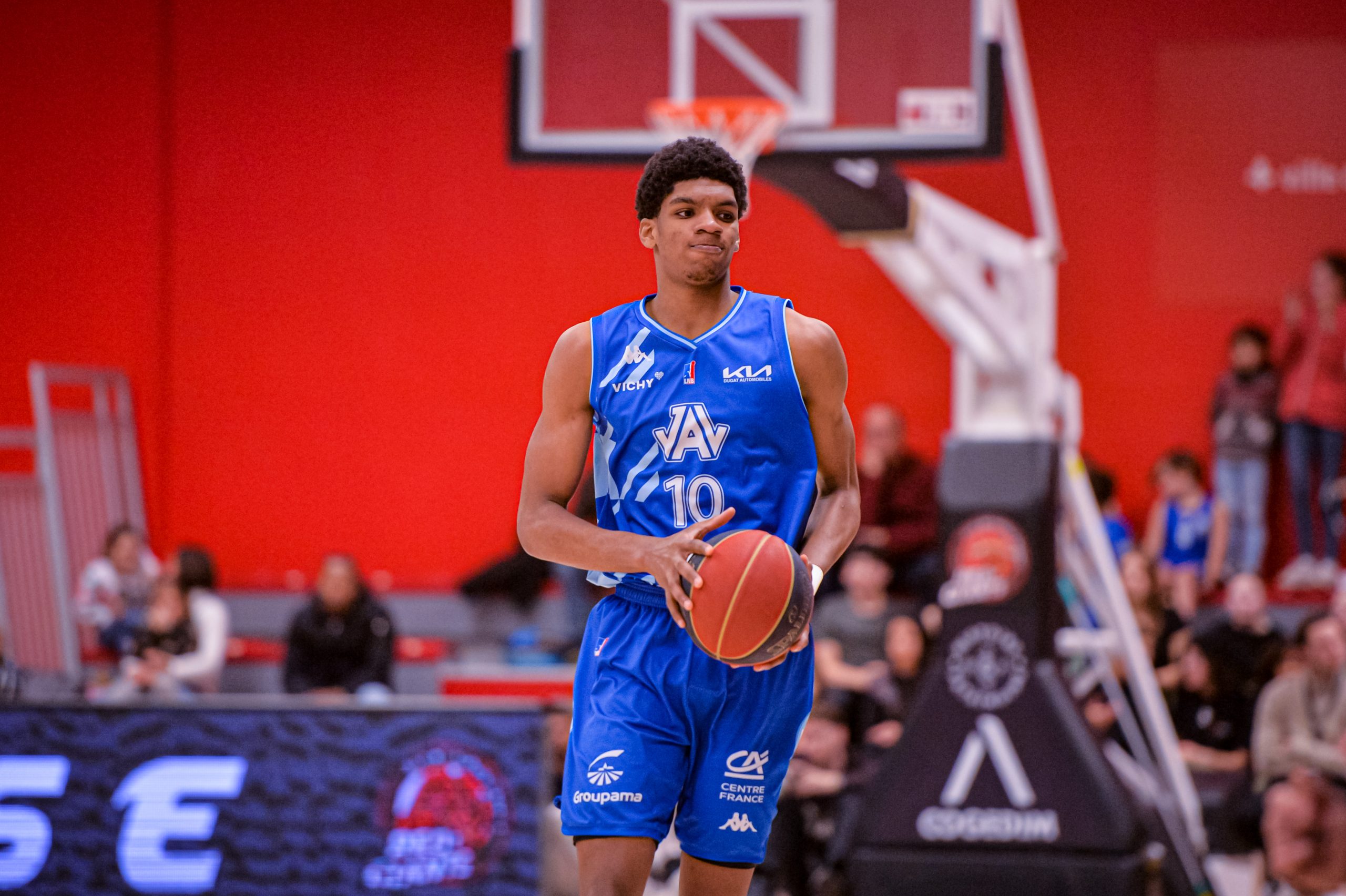 Lucas Dufeal jouera la Summer League avec Sacramento - BeBasket