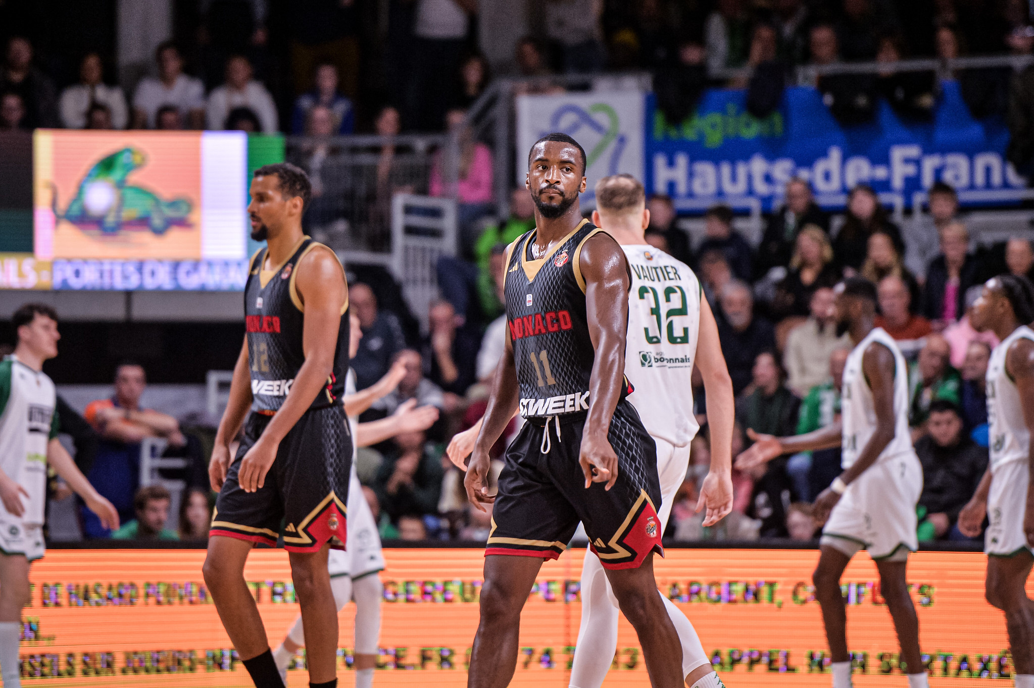 Monaco : Alpha Diallo de retour, une cérémonie pour honorer Mike James ...