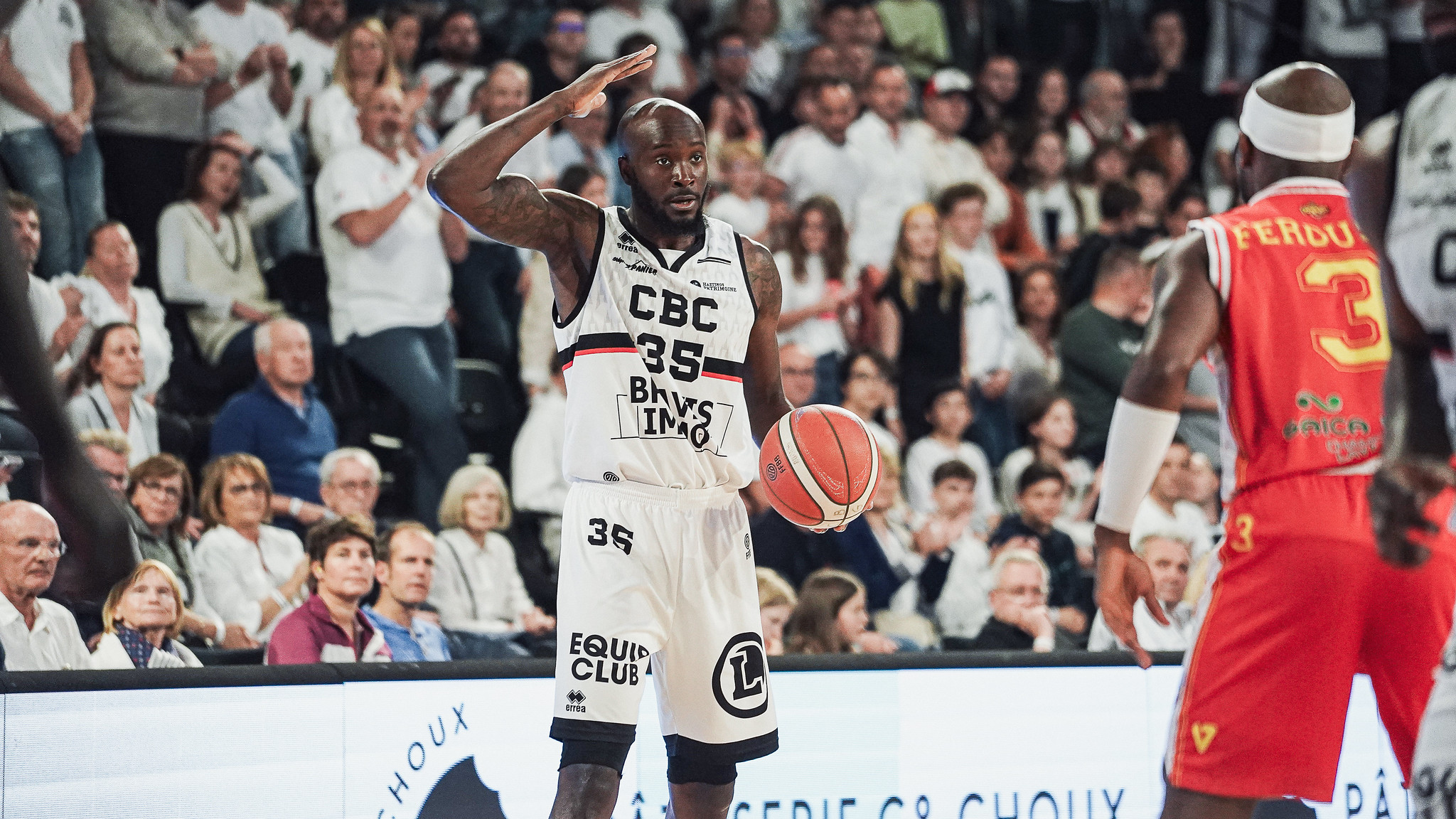 Lorient se dote d'un potentiel porte-bonheur : Parfait Njiba rejoint le ...