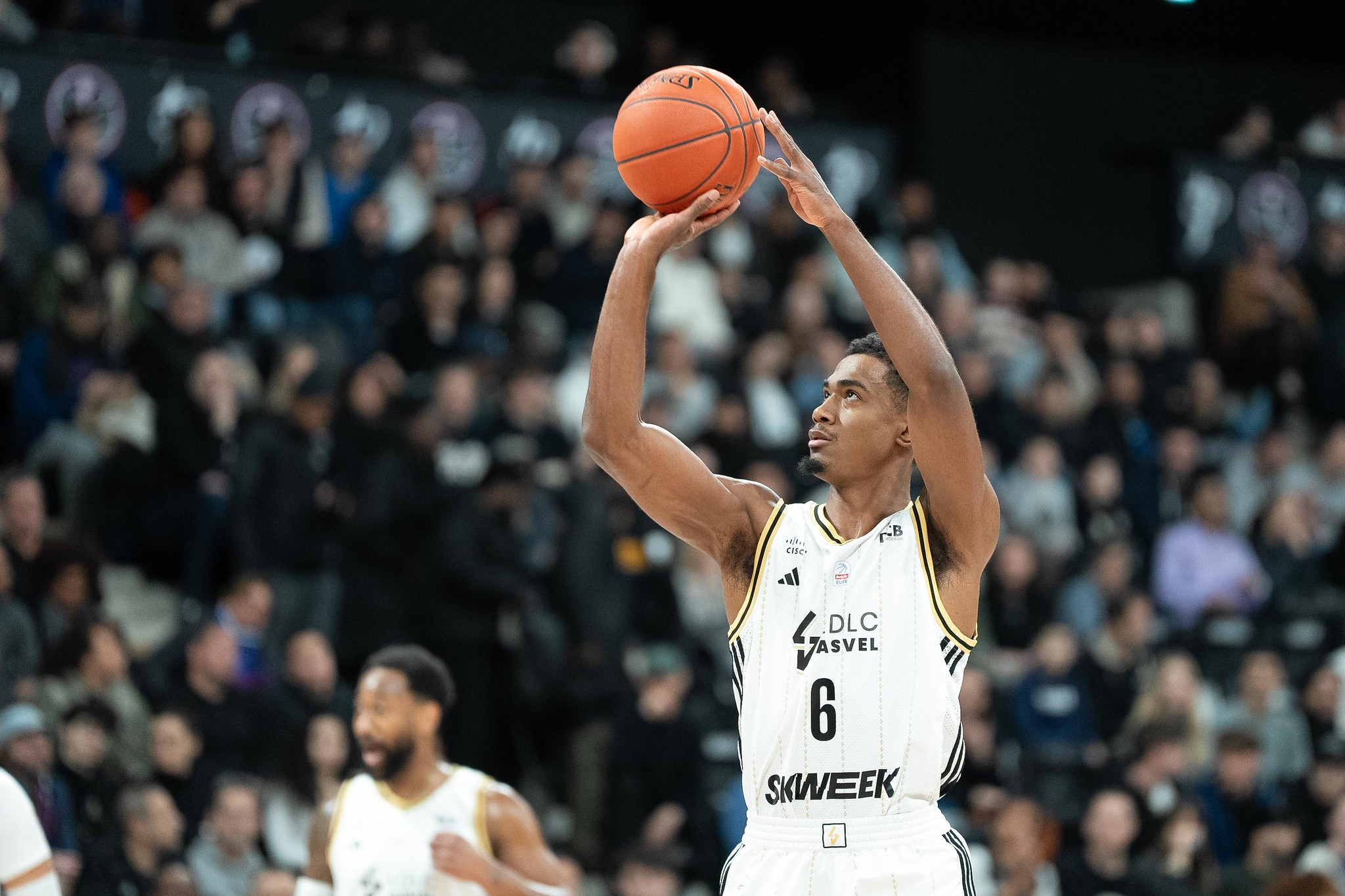 La 4e nomination est la bonne pour Théo Maledon, élu joueur du mois de ...