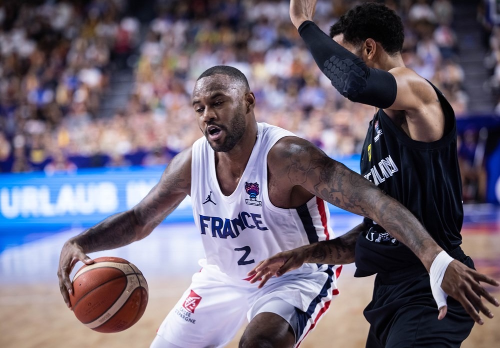 Amath M’Baye assume son choix de se passer de l'équipe de France pour ...