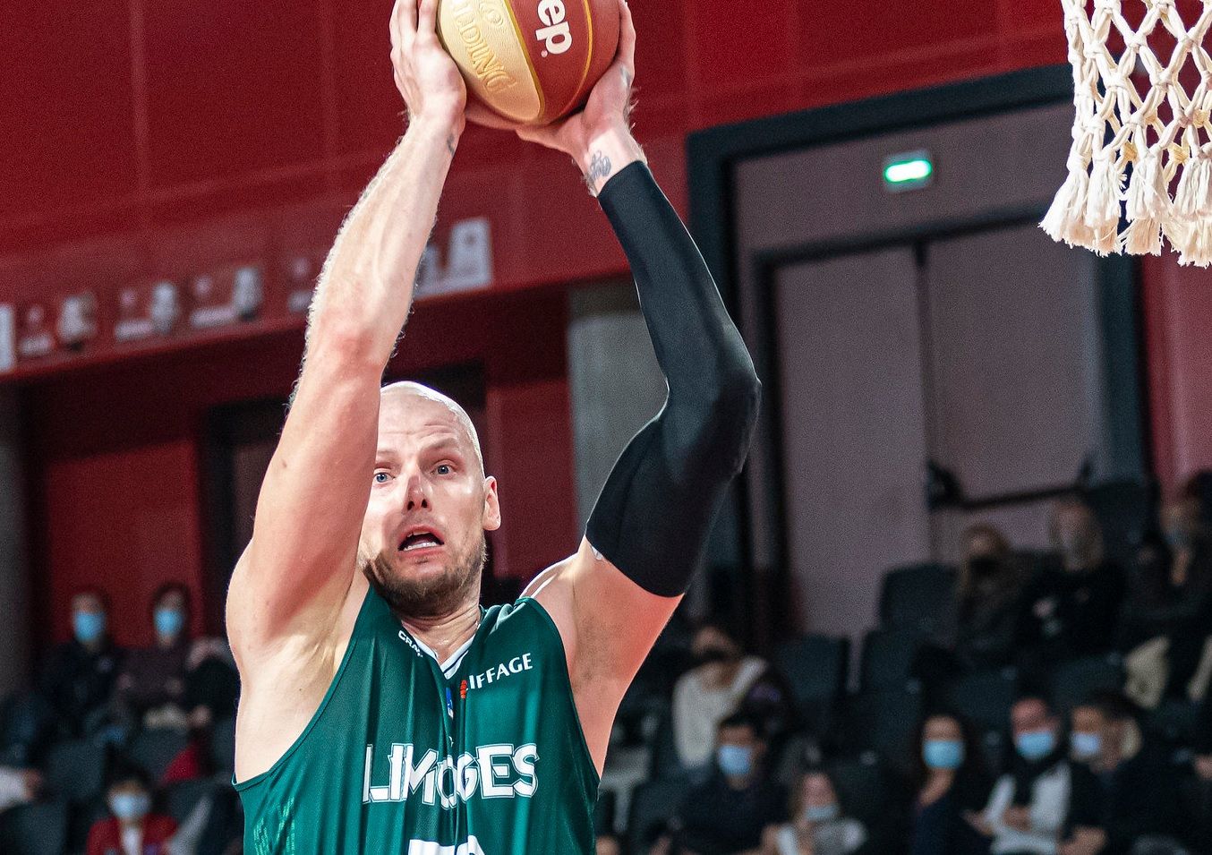 Après Limoges, Taïwan pour Maciej Lampe - BeBasket
