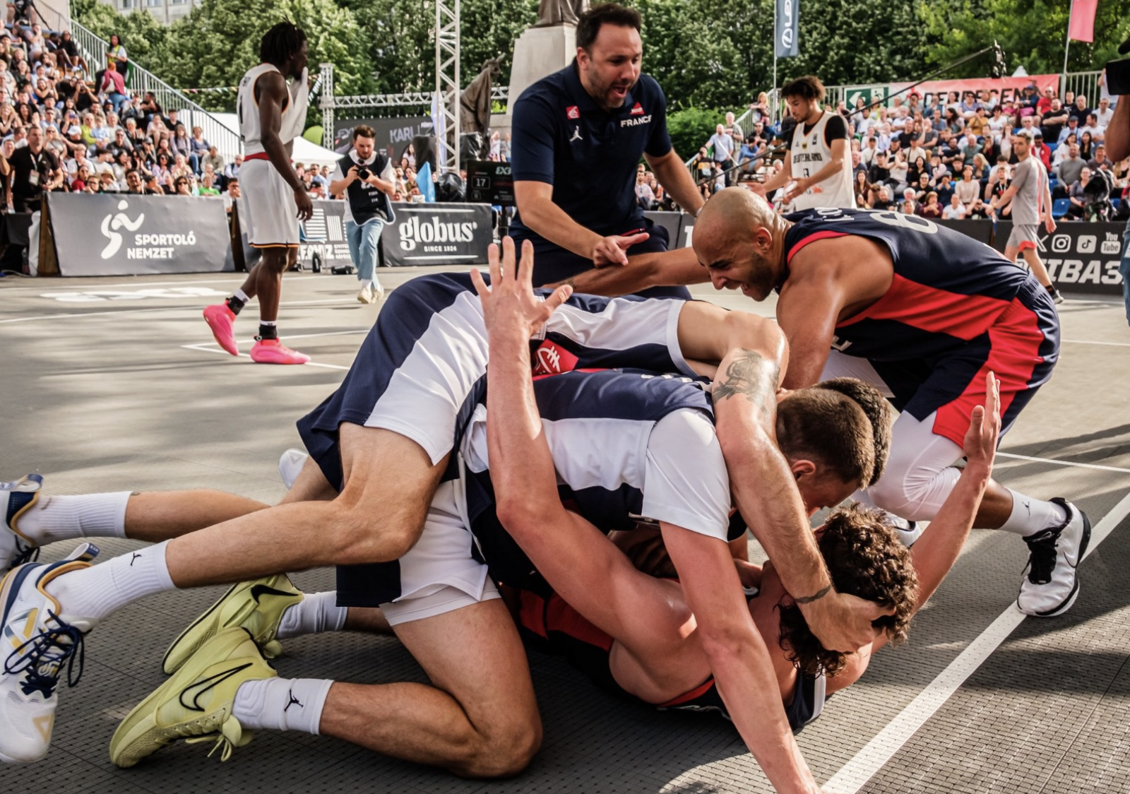 Jules Rambaut et les Bleus réalisent un incroyable hold-up contre l ...