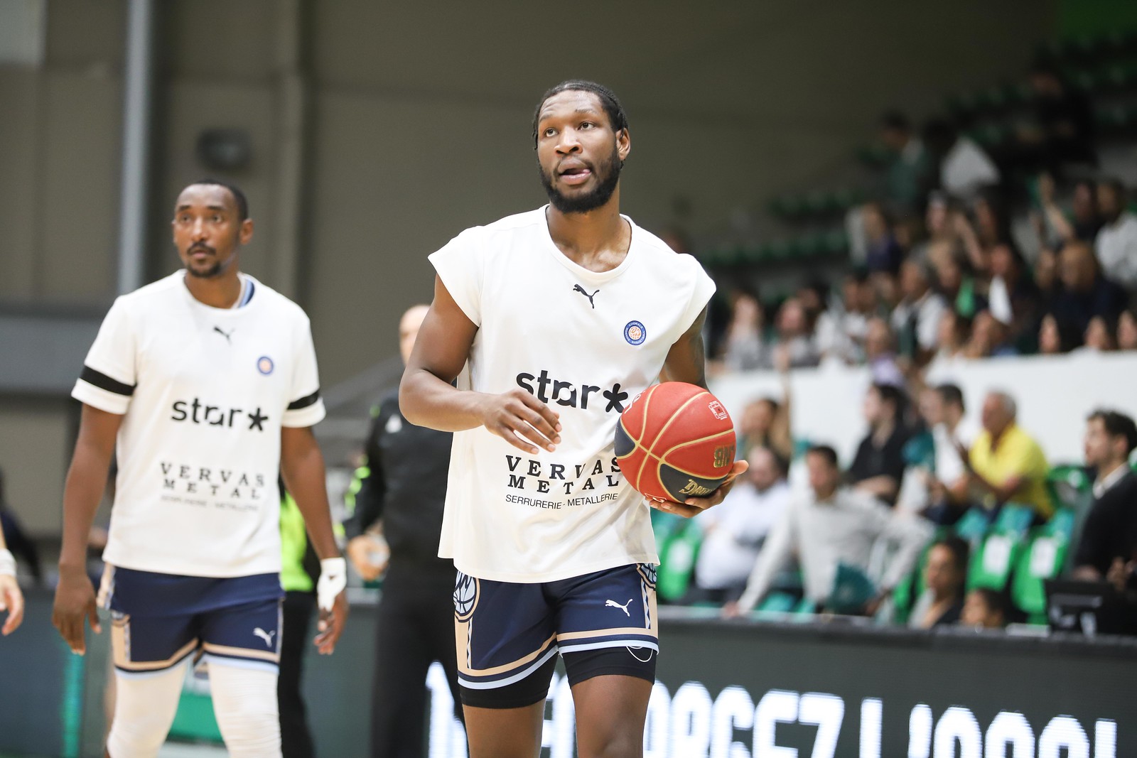 Roanne réintègre Cyril Langevine et saisit le CNOSF - BeBasket
