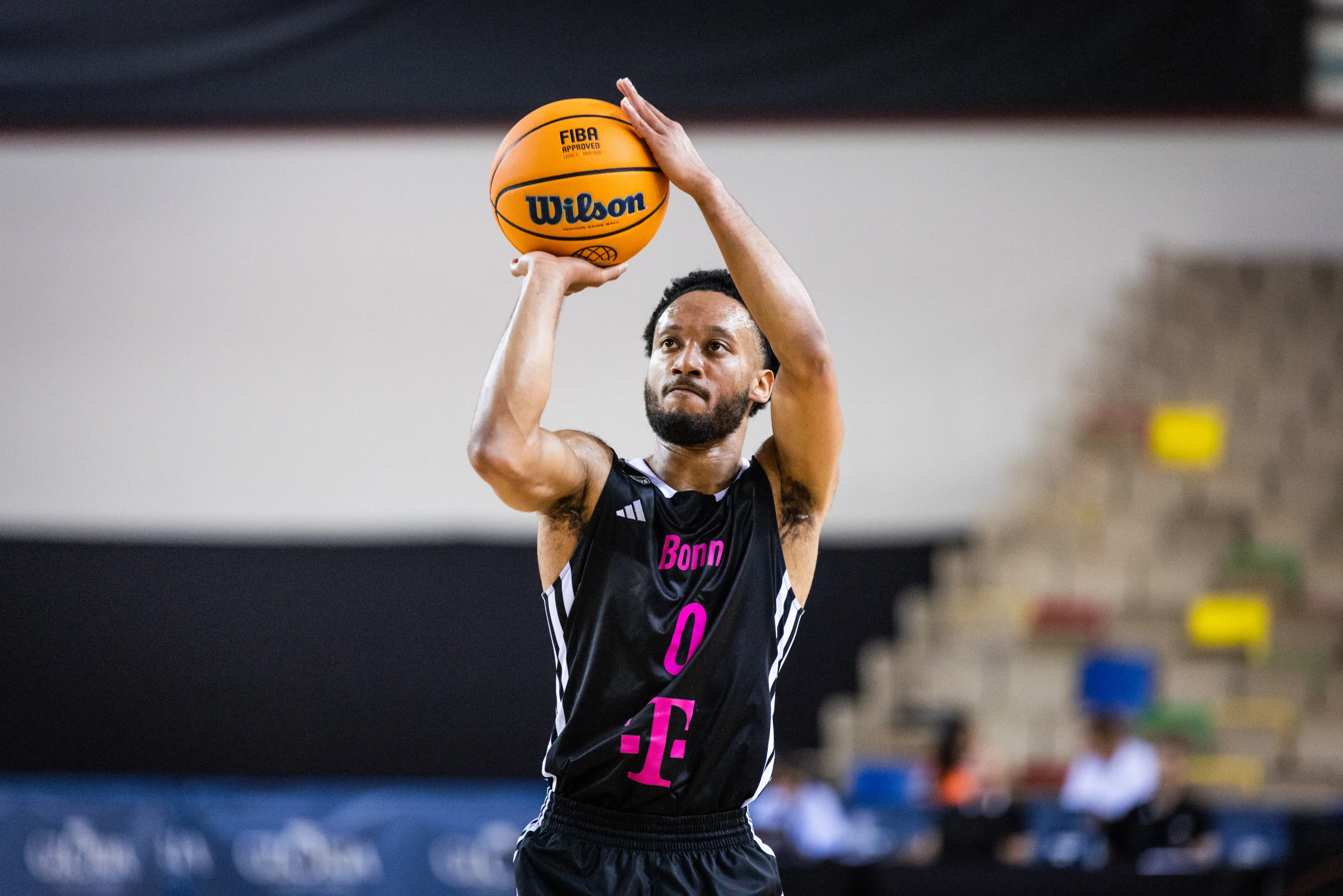Darius McGhee, an exceptional shooter joins JL Bourg - BeBasket