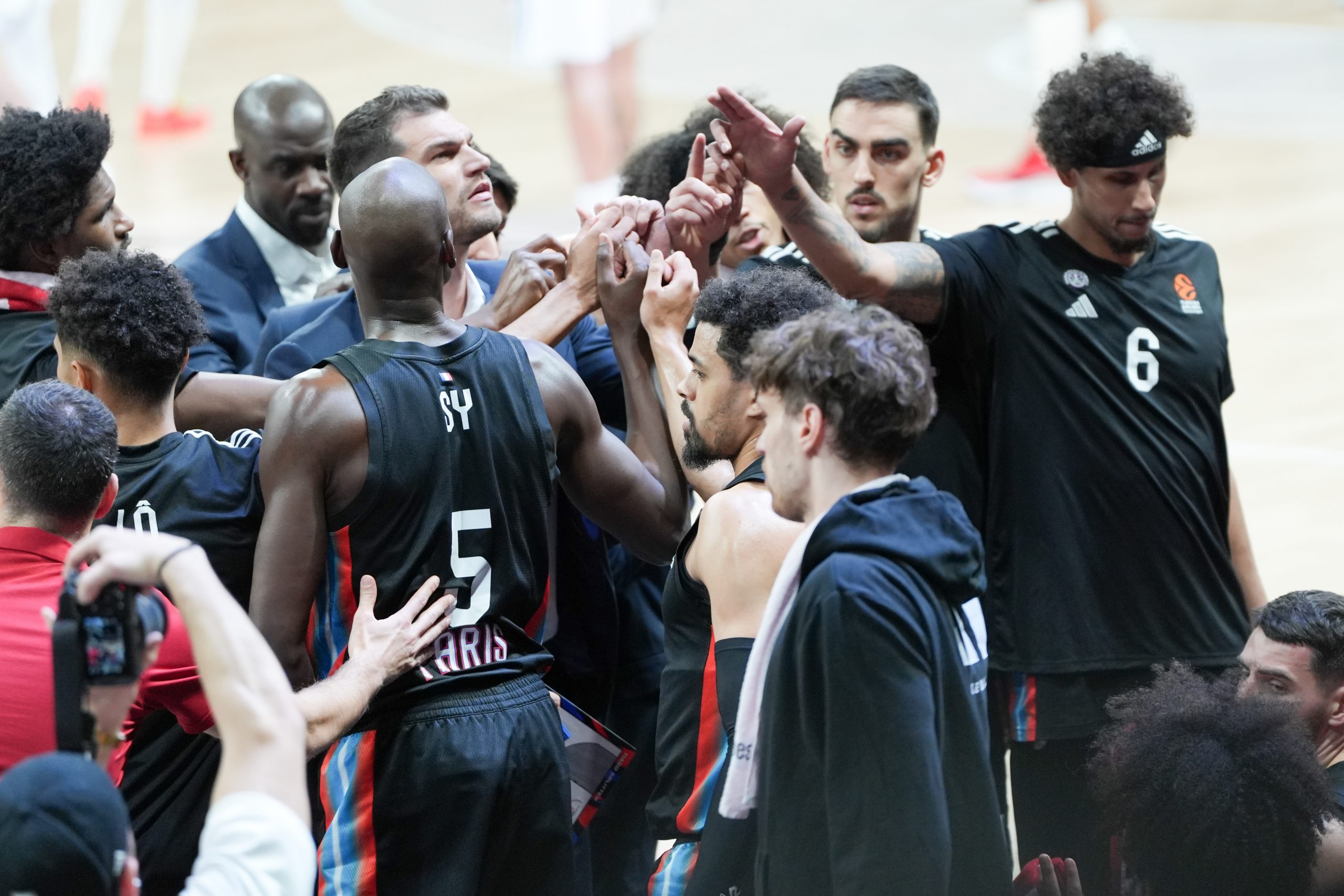 Fenerbahçe remet en cause la décision de l'EuroLeague de reporter le ...