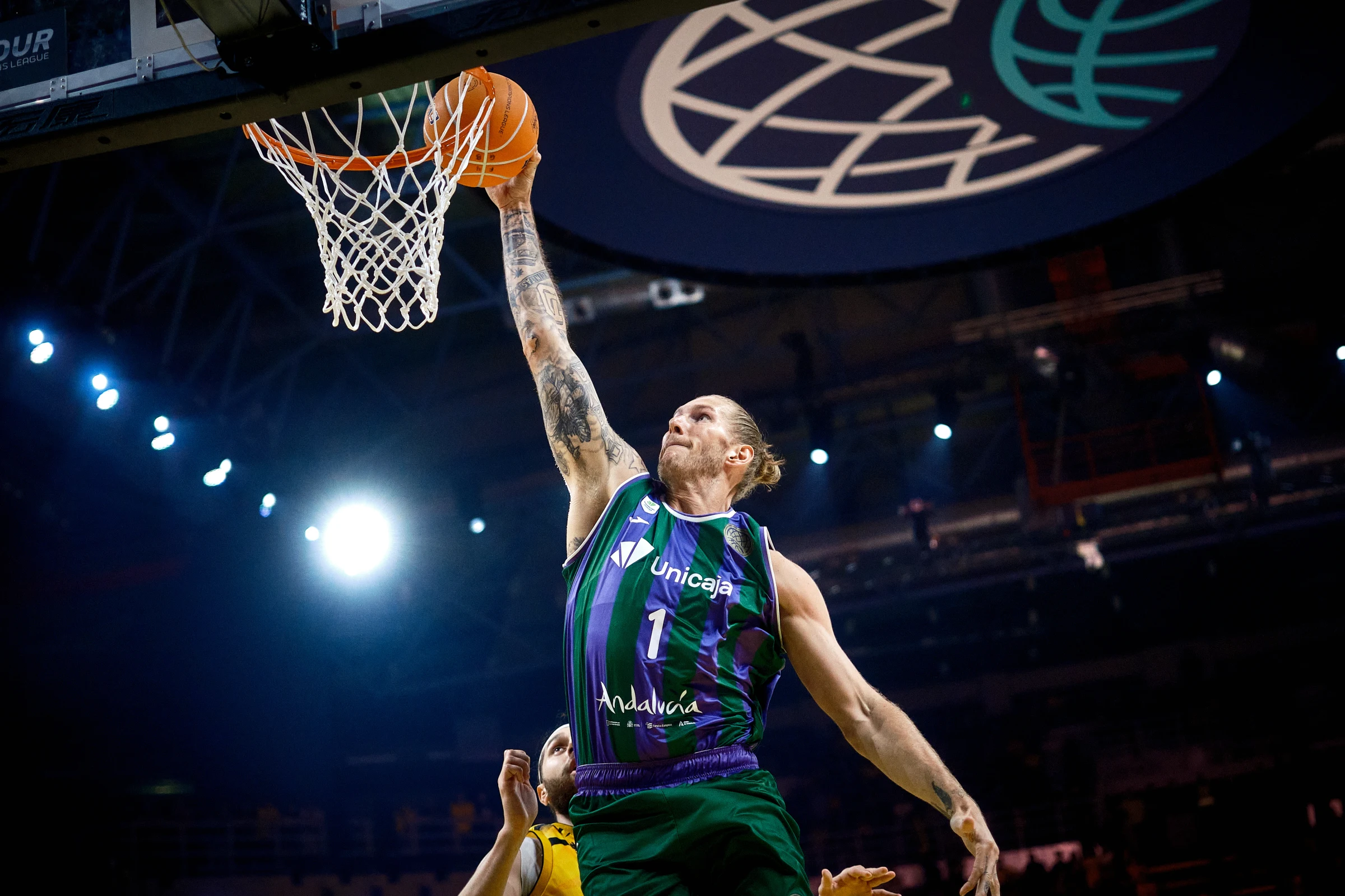 Dylan Osetkowski officially signs with Partizan Belgrade - BeBasket
