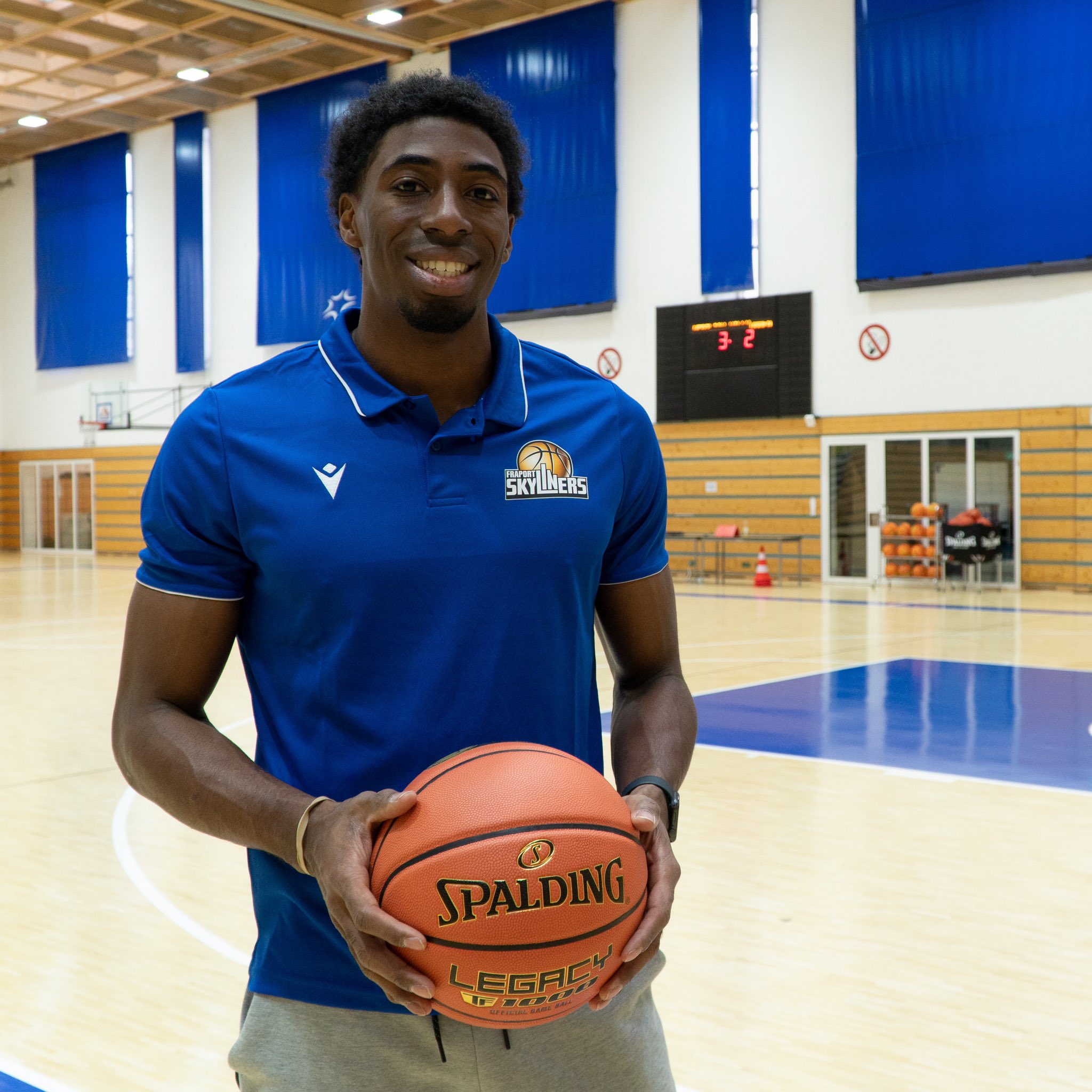 Après l'échec de sa signature à Pau, Marcus Lewis rebondit en Allemagne ...