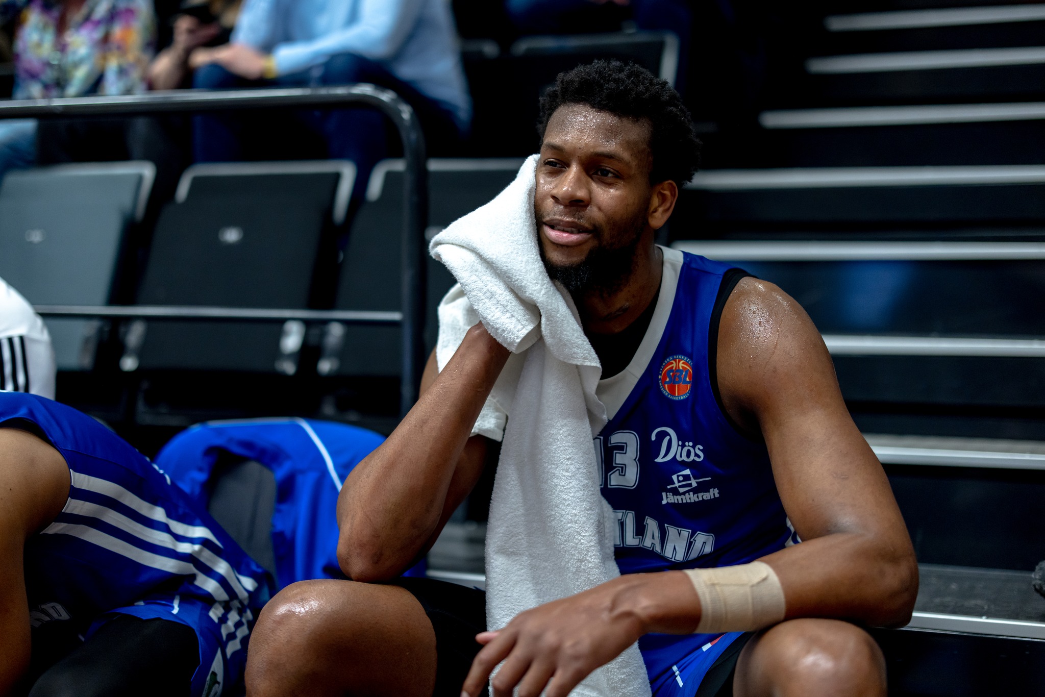 Flo Thamba à Blois pour "poursuive sa trajectoire ascendante" - BeBasket