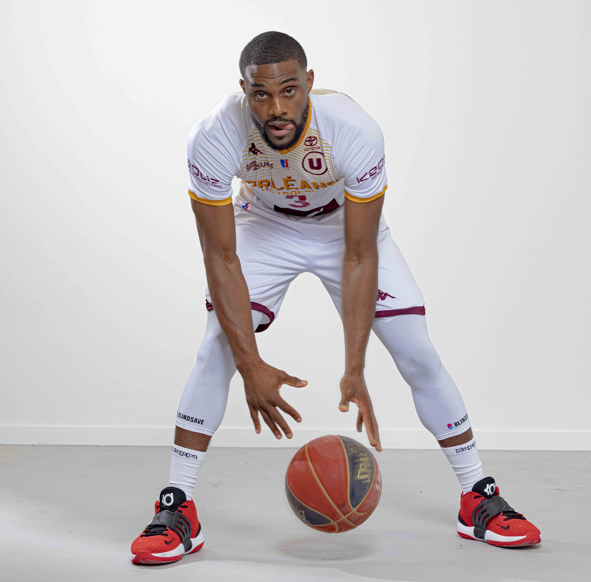 Orléans prévoit de décaler Jarred Ogungbemi-Jackson au poste 2 - BeBasket