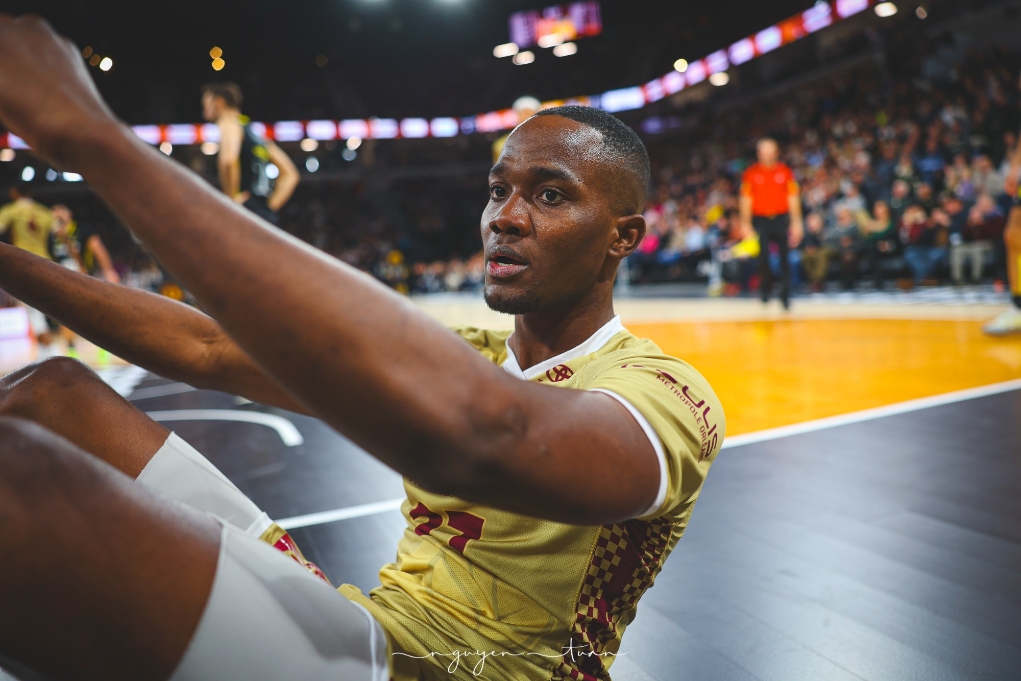 Jean-Fabrice Dossou à Nantes, c'est fait - BeBasket