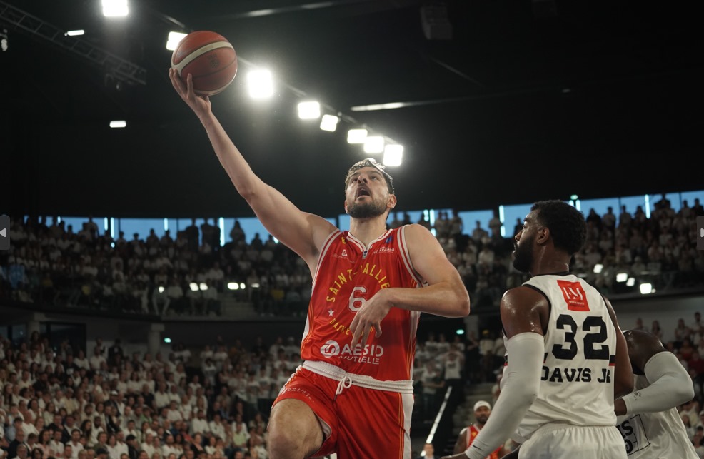 Jérôme Cazenobe et Deng Geu restent à Saint-Vallier - BeBasket