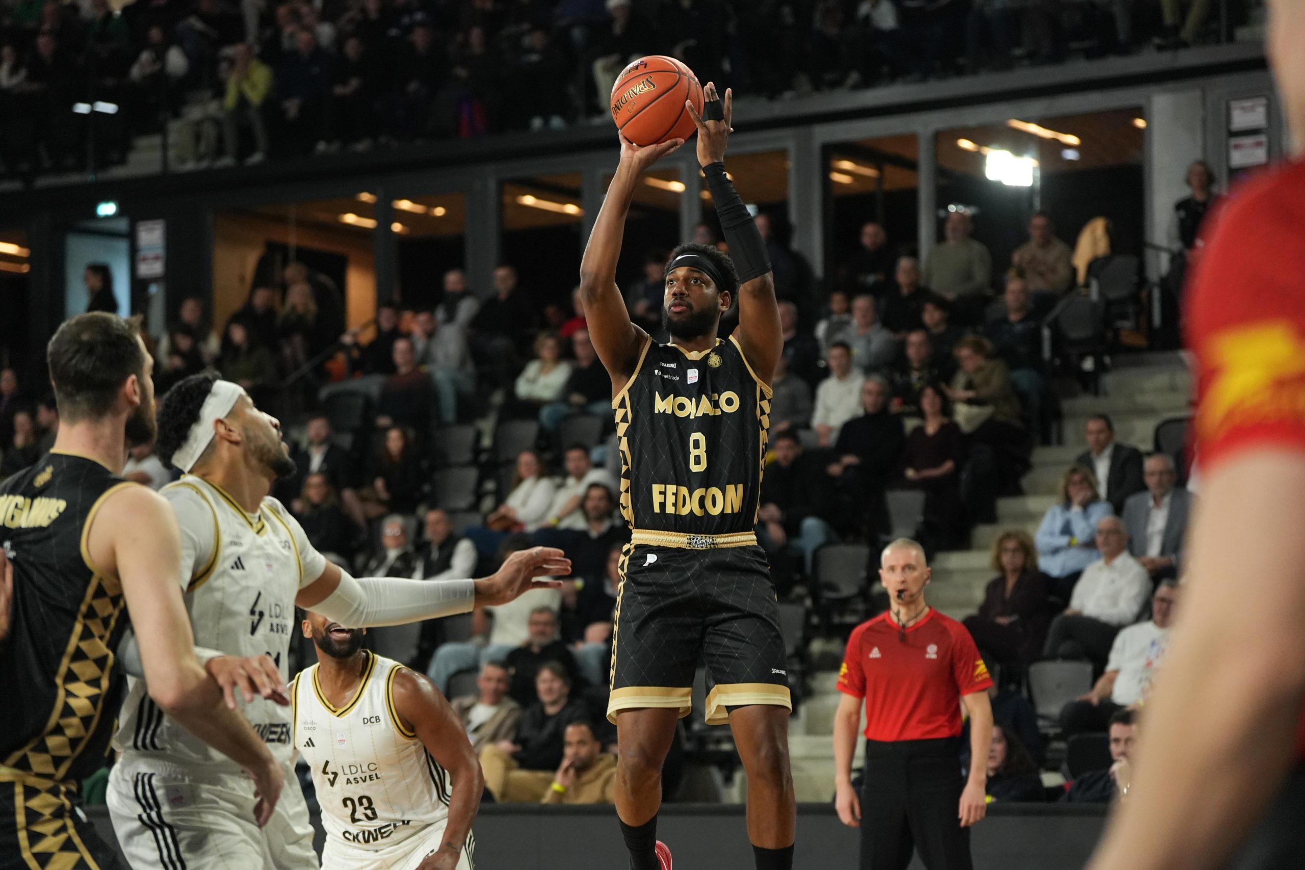Jordan Loyd a eu sa revanche face à Paris : meilleure performance de sa ...