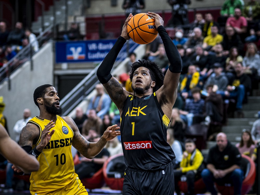 Nanterre tient son pivot avec l'Américain Justin Tillman - BeBasket