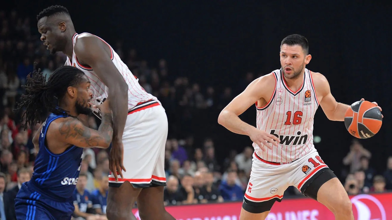 Et de 14 pour l'ASVEL, qui n'a pas fait le poids face à l'Olympiakos de ...
