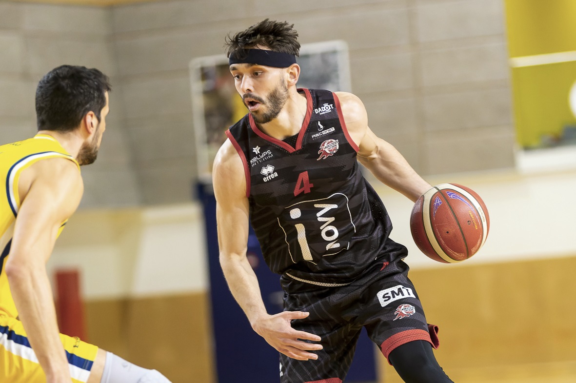 Louis Weber remplace Jalan McCloud à Berck - BeBasket