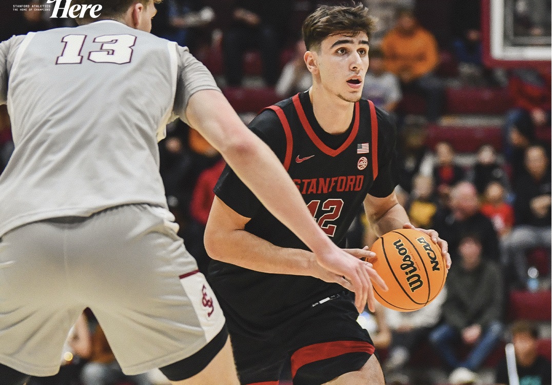 32 points et 16 rebonds : on n'arrête plus Maxime Raynaud ! - BeBasket