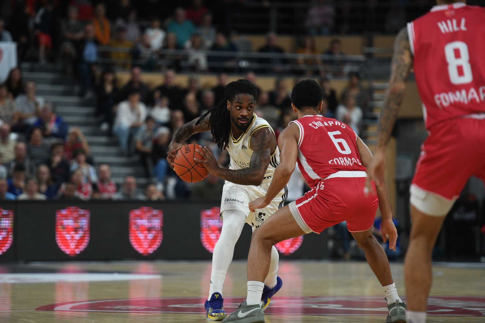 Villeurbanne s'inquiète pour Paris Lee, Chalon pour Jamel Morris : l ...