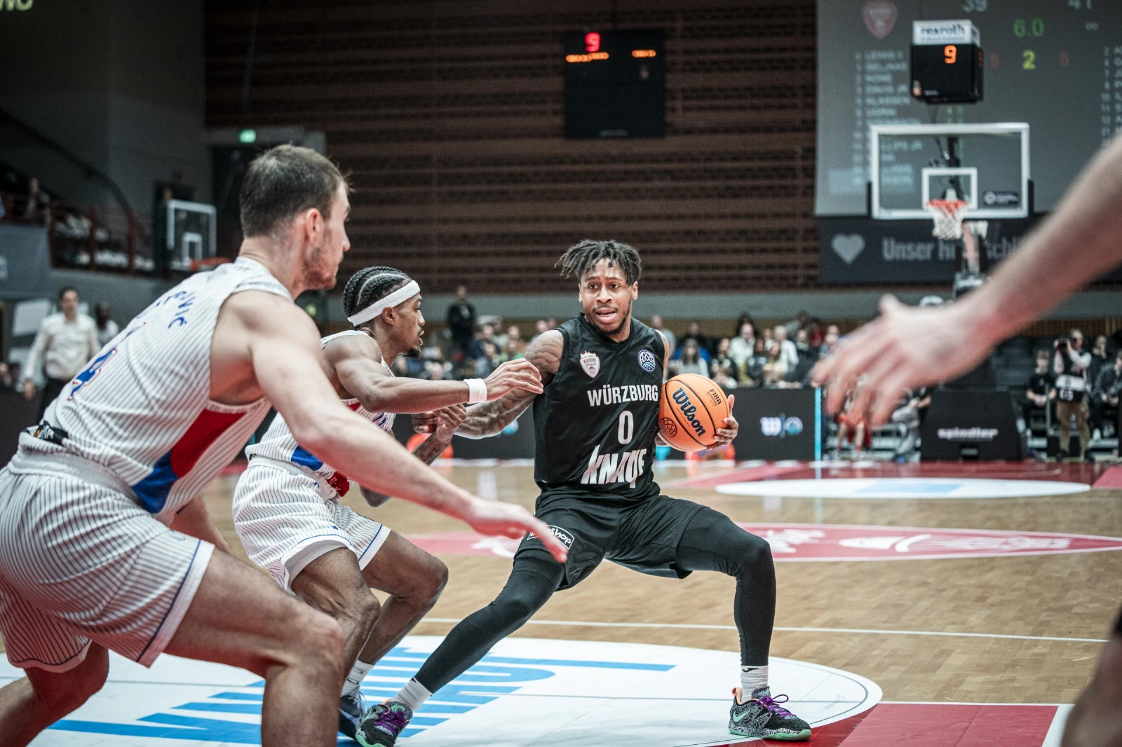 "Leur intérêt était différent des autres équipes" : Mike Lewis II ...