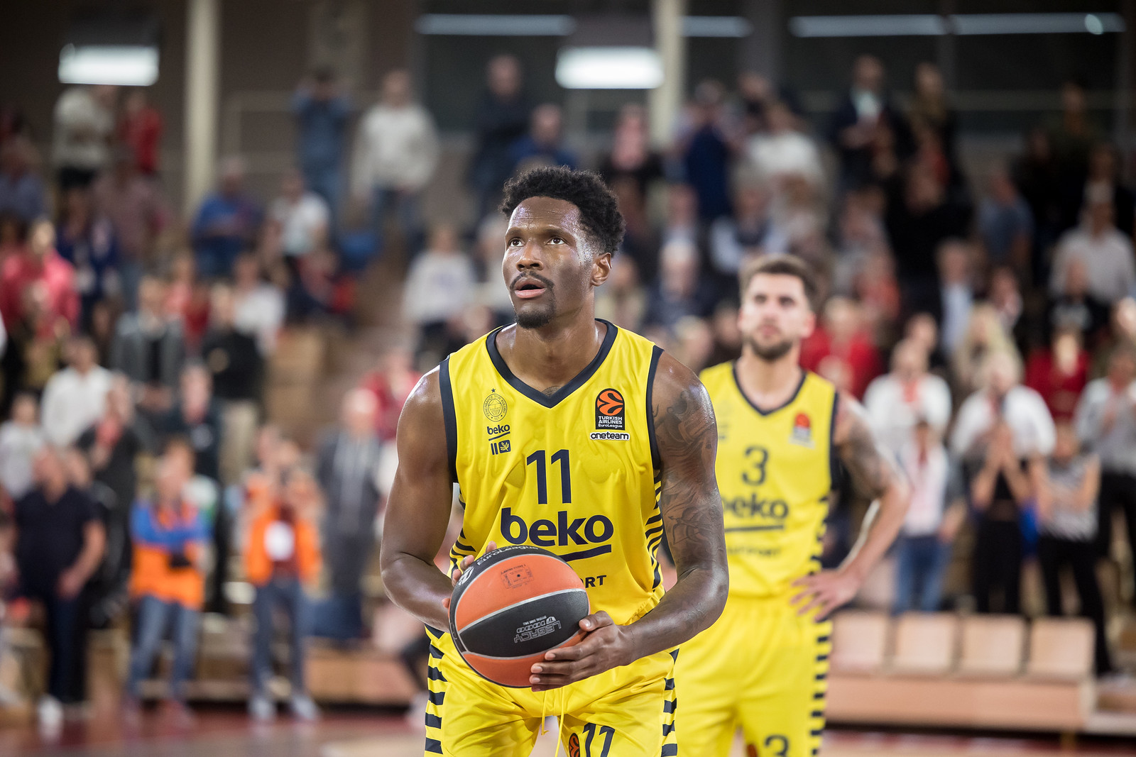 Nigel Hayes-Davis pour 3 ans de plus au Fenerbahçe - BeBasket