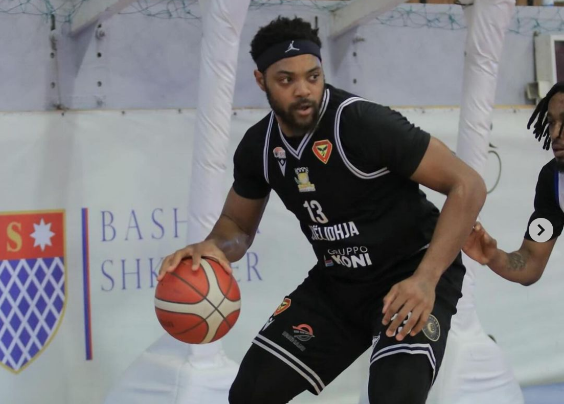 Javian Davis quitte déjà Metz, Oliver Amajoyi à l'essai - BeBasket