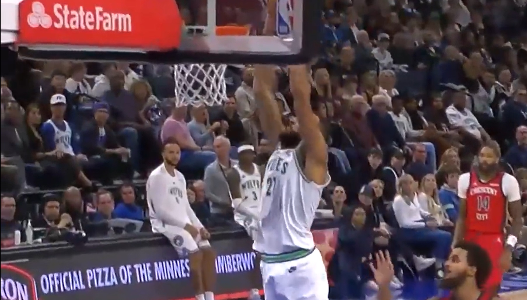 Rudy Gobert capte 21 rebonds et Minnesota gagne encore - BeBasket