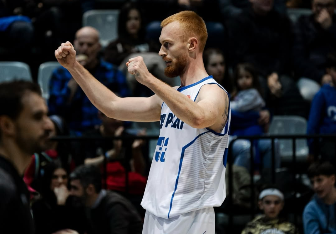 Le Français Thomas Smallwood prolonge à Prat et poursuit son aventure ...