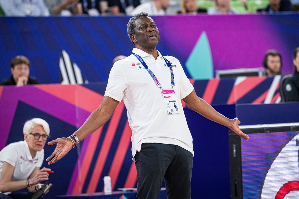 Jean-Aimé Toupane explique ses choix pour l'Equipe de France féminine
