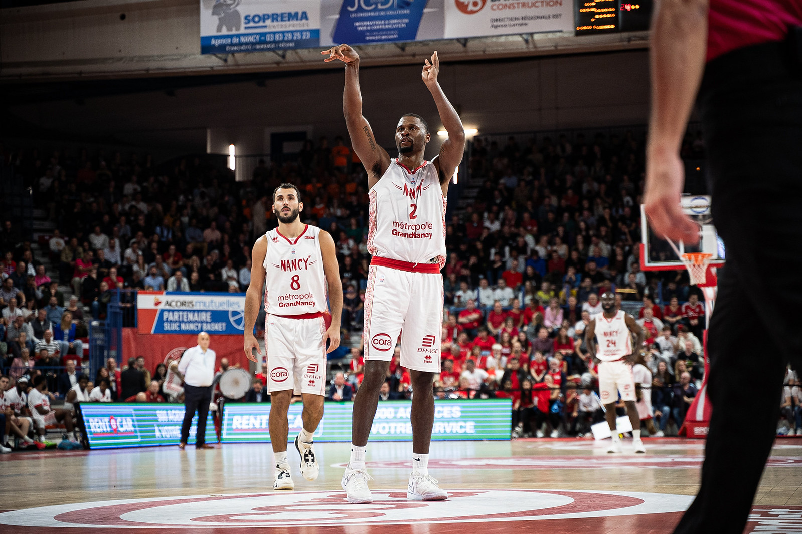 Tyren Johnson part en Allemagne - BeBasket