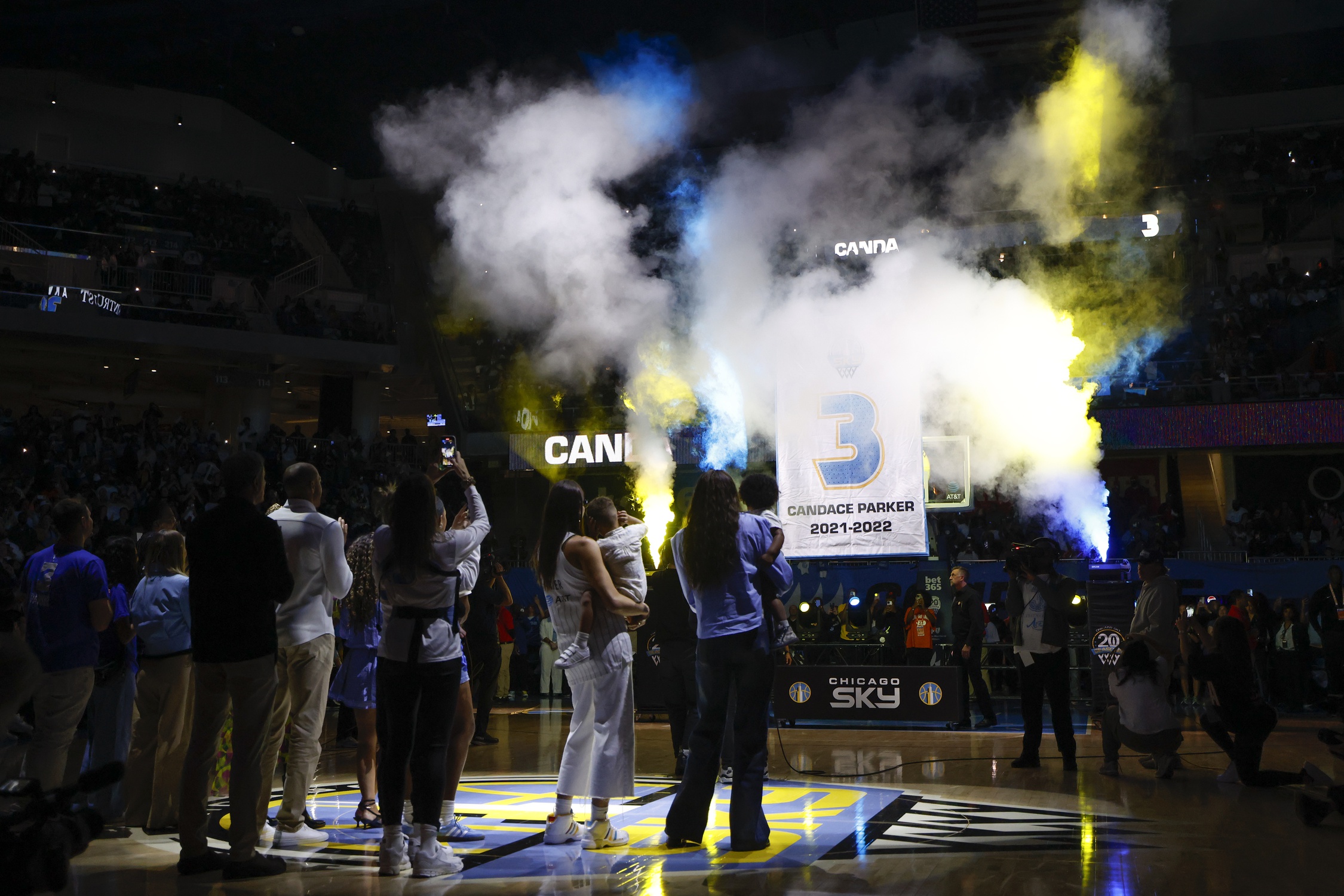 WNBA legend has her number retired by former franchise after memorable ...