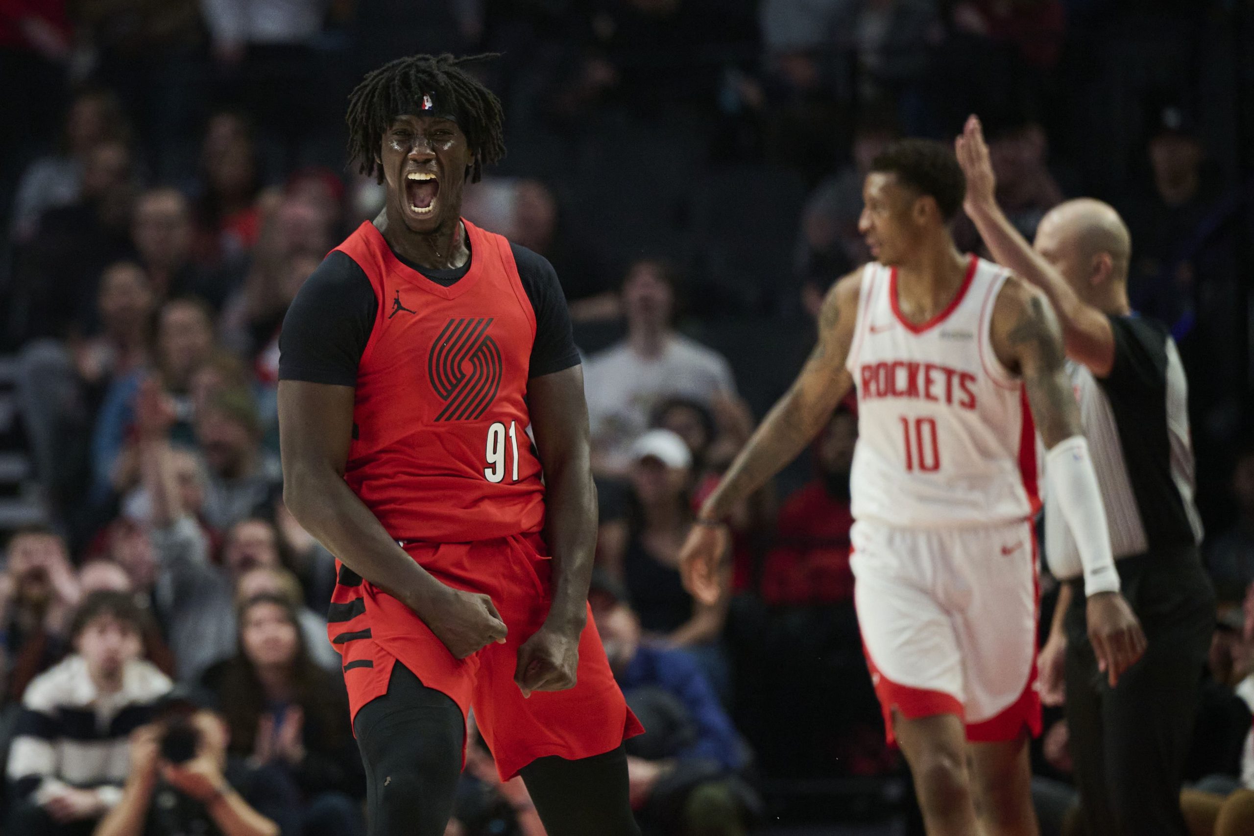 Sidy Cissoko précieux lors de la victoire de Portland contre Houston ...