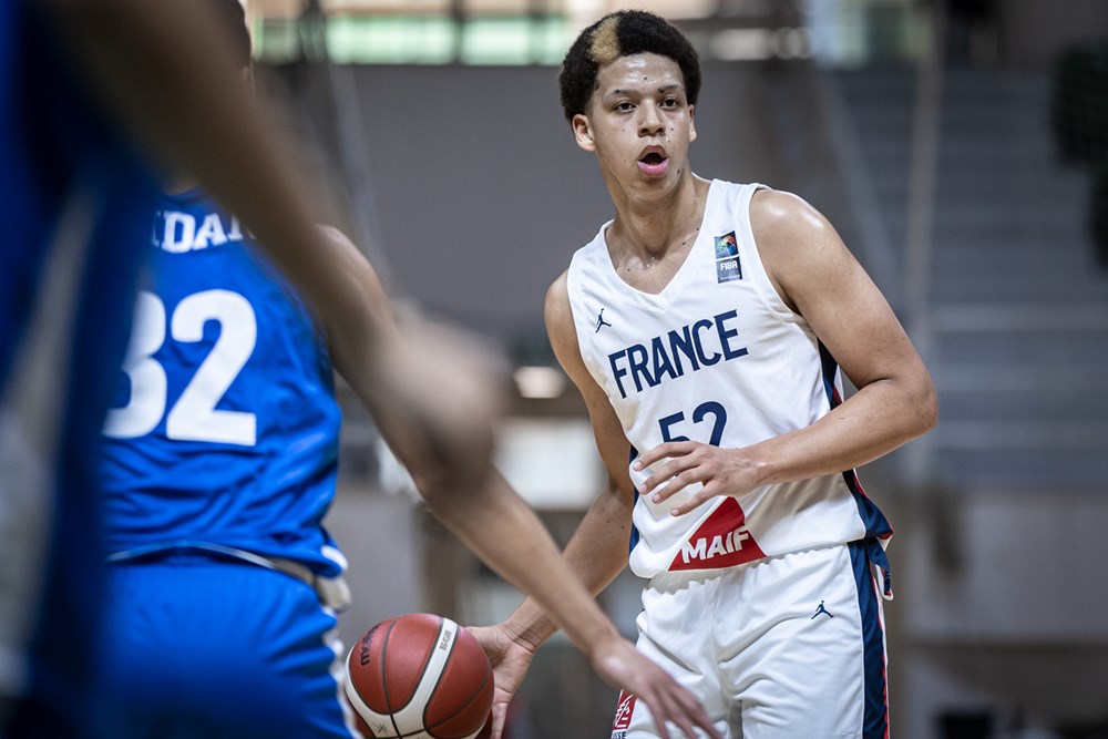 Zacharie Perrin intégré à l'équipe d'Illinois - BeBasket